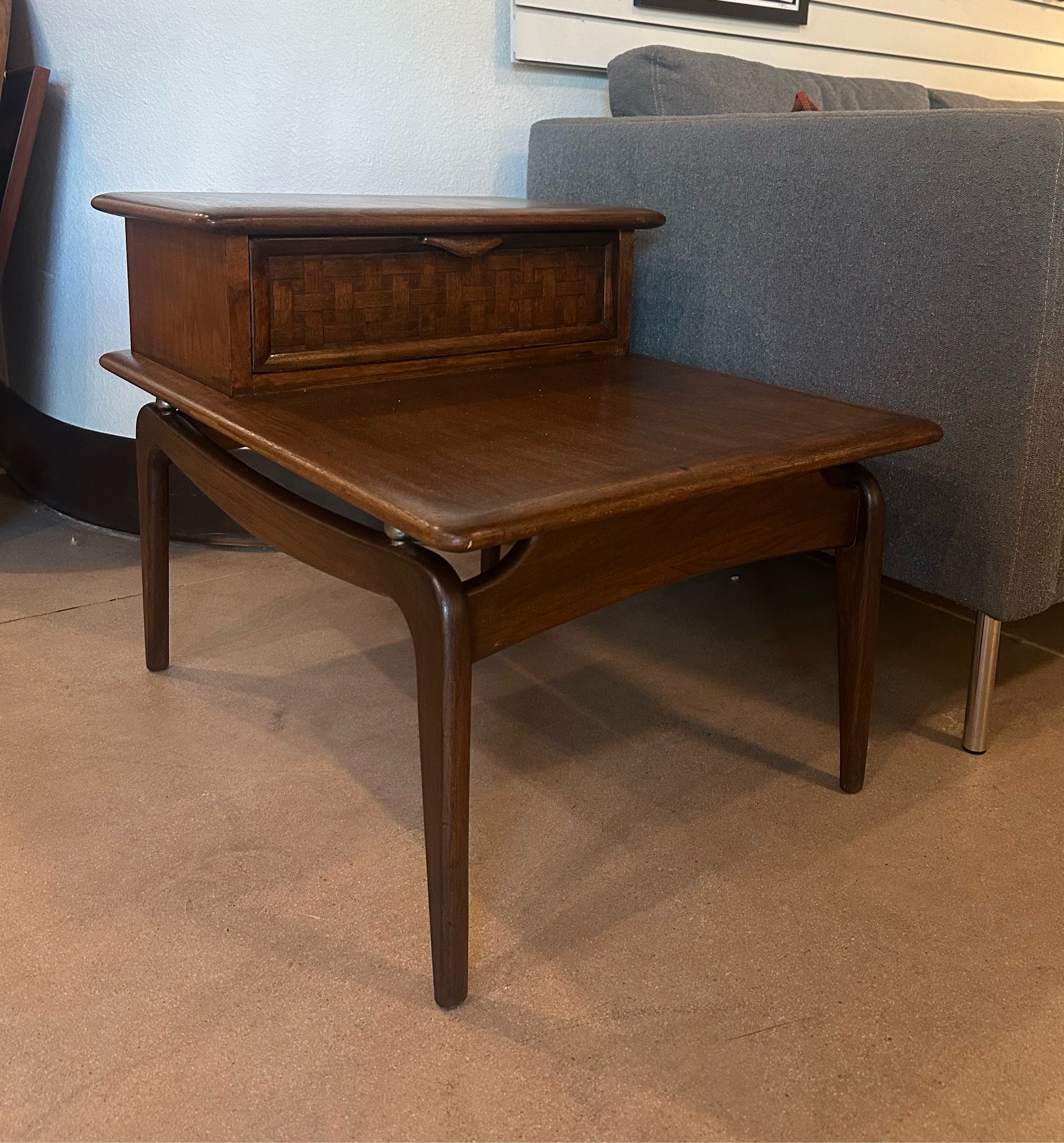 Lane Table – consignmyfurniture