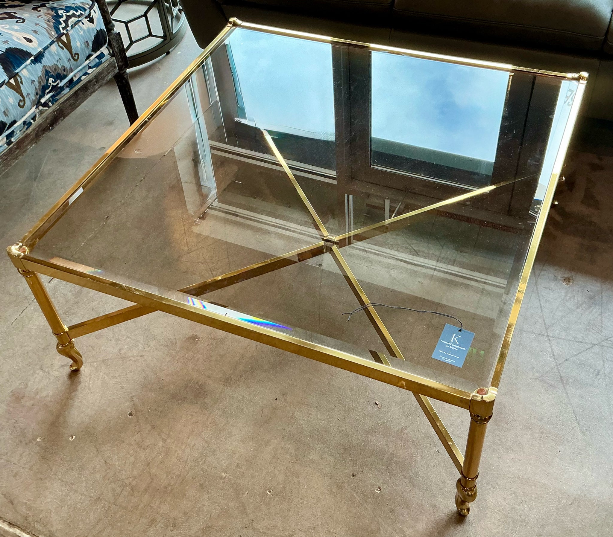 Solmet Coffee Table – consignmyfurniture